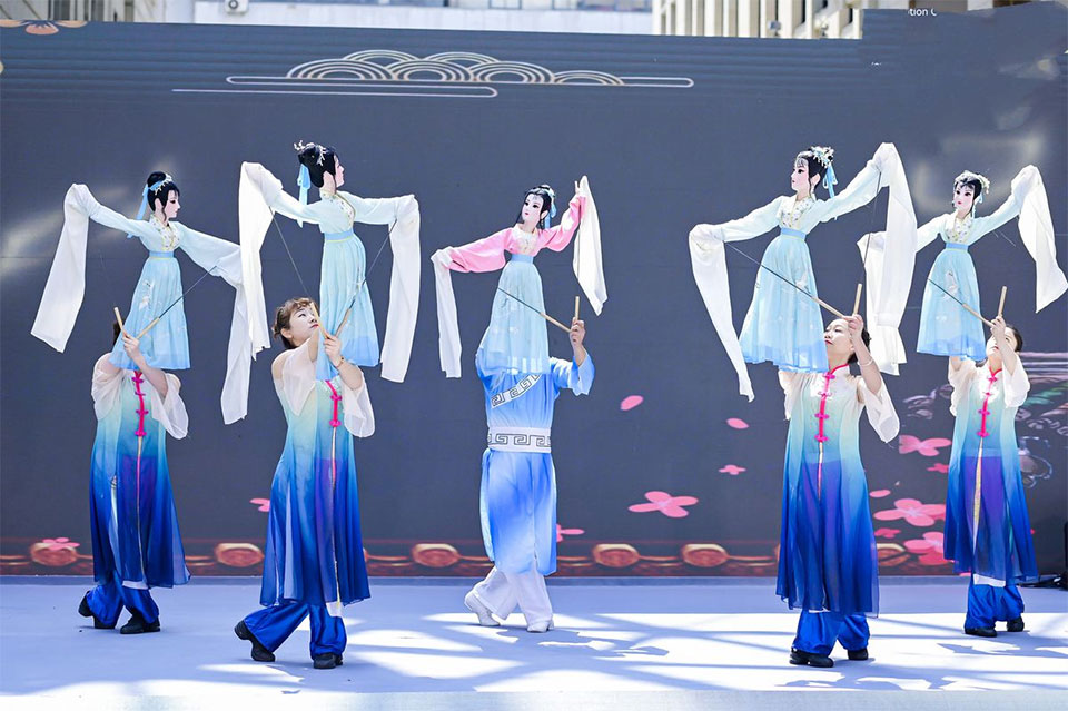 El encanto de la marioneta oriental – Telon Ticket